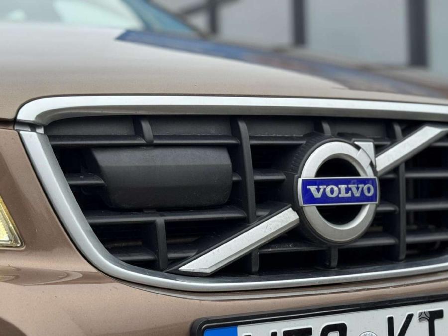 Brown Volvo XC60 2009 in Vilnius, with an engine capacity of 2.40 L and mileage of 191 thousand km for 8950 €, photo 16 on AUTOMOTO.COM.LV