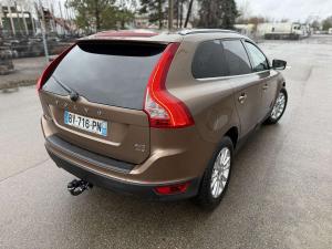 Brown Volvo XC60 2009 in Ukmerge, with an engine capacity of 2.40 L and mileage of 315 thousand km for 5850 €, photo 5 on AUTOMOTO.COM.LV