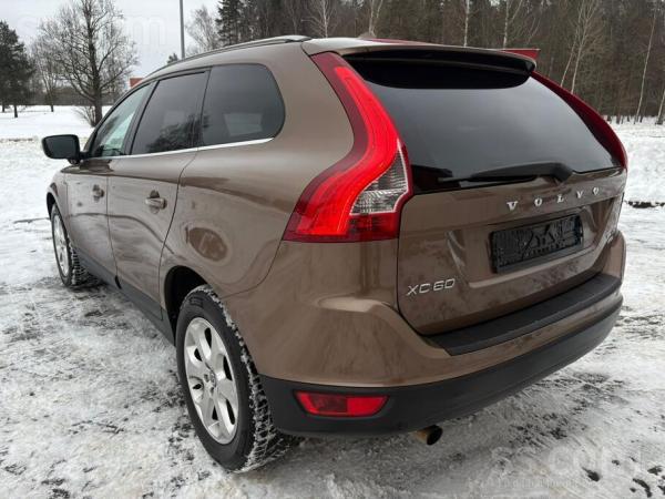 Brūns Volvo XC60 2009 Jelgava, ar dzinēja tilpumu 2.40 L un nobraukumu 224 tūkst. km par 7400 €, foto 4 vietnē AUTOMOTO.COM.LV