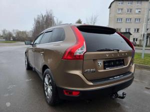 Brown Volvo XC60 2009 in Kretinga, with an engine capacity of 2.40 L and mileage of 340 thousand km for 5000 €, photo 3 on AUTOMOTO.COM.LV
