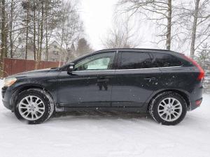 Brown Volvo XC60 2009 in Siauliai, with an engine capacity of 2.40 L and mileage of 320 thousand km for 8300 €, photo 6 on AUTOMOTO.COM.LV