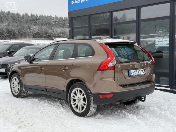 Brown Volvo XC60 2009 in Vilnius, with an engine capacity of 2.40 L and mileage of 191 thousand km for 8950 €, photo 3 on AUTOMOTO.COM.LV