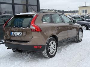 Brown Volvo XC60 2009 in Vilnius, with an engine capacity of 2.40 L and mileage of 191 thousand km for 8950 €, photo 4 on AUTOMOTO.COM.LV