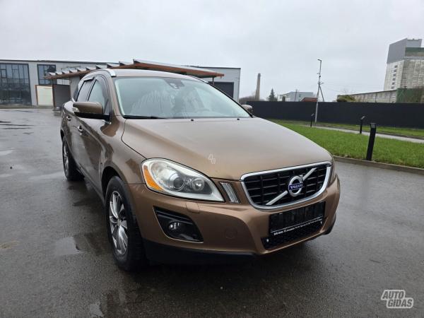 Brown Volvo XC60 2009 in Kretinga, with an engine capacity of 2.40 L and mileage of 340 thousand km for 4900 €, photo 8 on AUTOMOTO.COM.LV