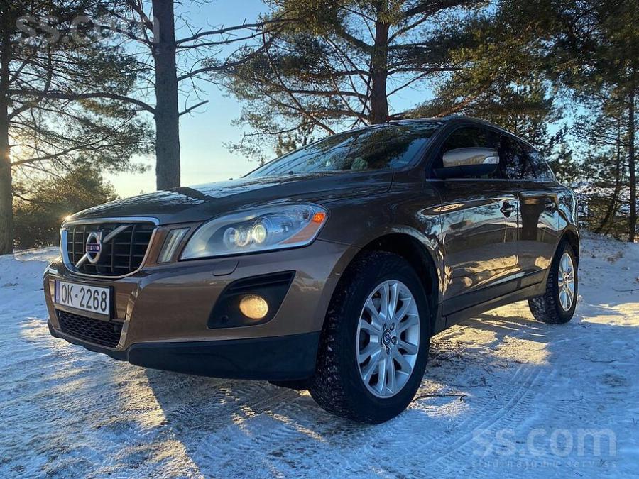 Brūns Volvo XC60 2009 Cēsis, ar dzinēja tilpumu 2.40 L un nobraukumu 319 tūkst. km par 8750 €, foto 1 vietnē AUTOMOTO.COM.LV