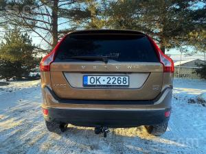 Brūns Volvo XC60 2009 Cēsis, ar dzinēja tilpumu 2.40 L un nobraukumu 319 tūkst. km par 8750 €, foto 10 vietnē AUTOMOTO.COM.LV