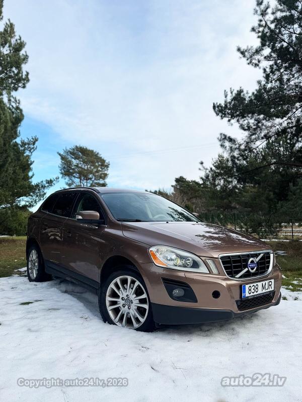 Brūns Volvo XC60 2009 Tallina, ar dzinēja tilpumu 2.40 L un nobraukumu 269 tūkst. km par 7500 €, foto 3 vietnē AUTOMOTO.COM.LV