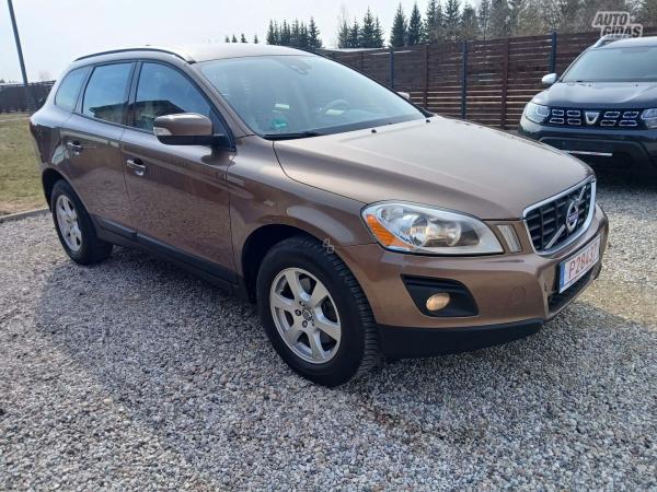 Brown Volvo XC60 2009 in Raseiniai, with an engine capacity of 2.40 L and mileage of 235 thousand km for 6650 €, photo 3 on AUTOMOTO.COM.LV