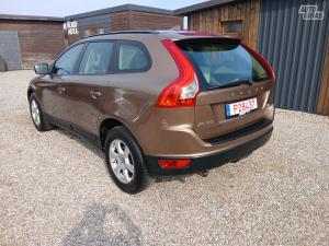 Brown Volvo XC60 2009 in Raseiniai, with an engine capacity of 2.40 L and mileage of 235 thousand km for 6650 €, photo 5 on AUTOMOTO.COM.LV