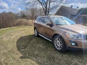 Brown Volvo XC60 2009 in Jonava, with an engine capacity of 2.40 L and mileage of 289 thousand km for 7500 €, photo 4 on AUTOMOTO.COM.LV