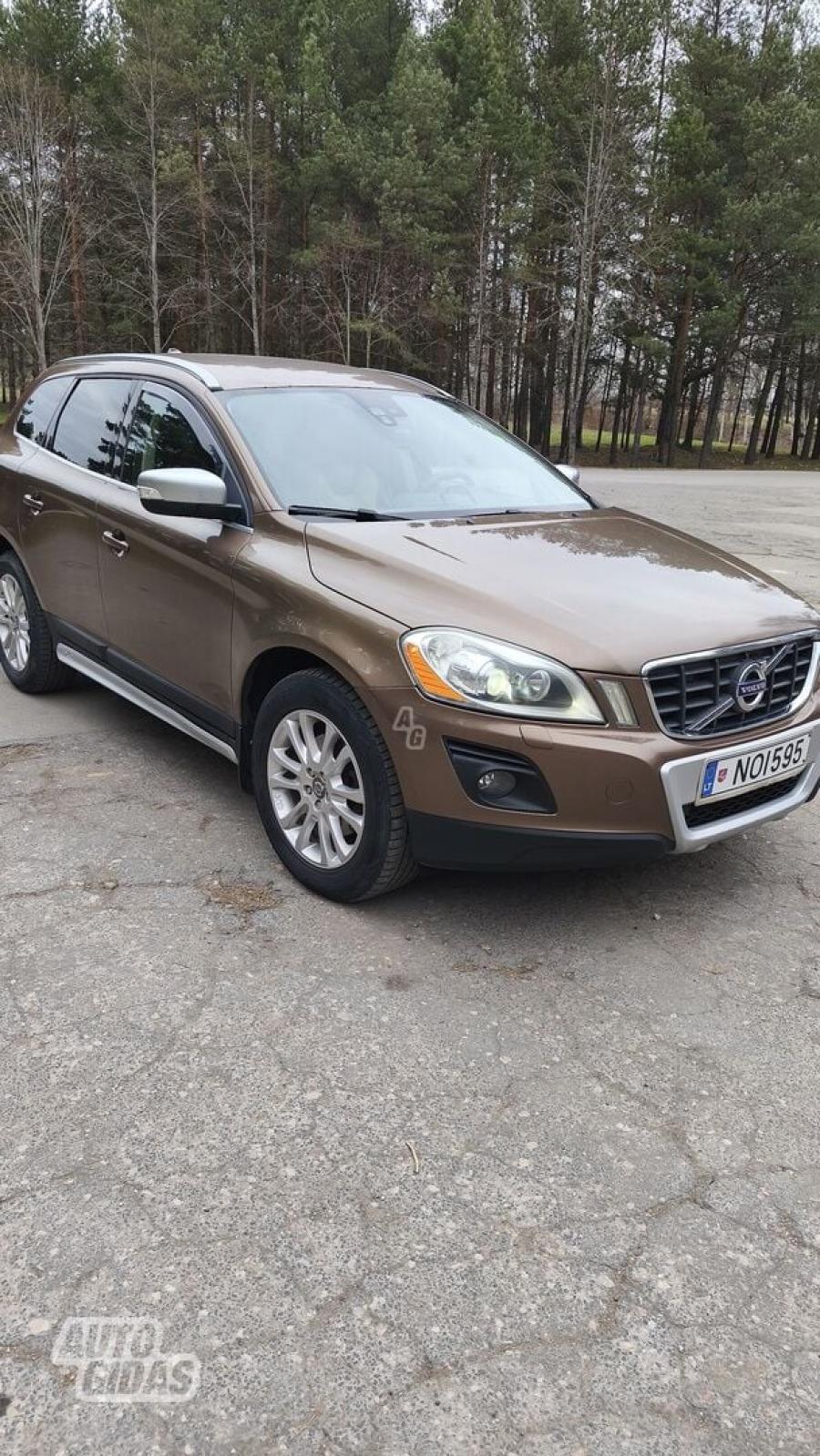 Brūns Volvo XC60 2009 Mažeikiai, ar dzinēja tilpumu 2.40 L un nobraukumu 323 tūkst. km par 6900 €, foto 3 vietnē AUTOMOTO.COM.LV
