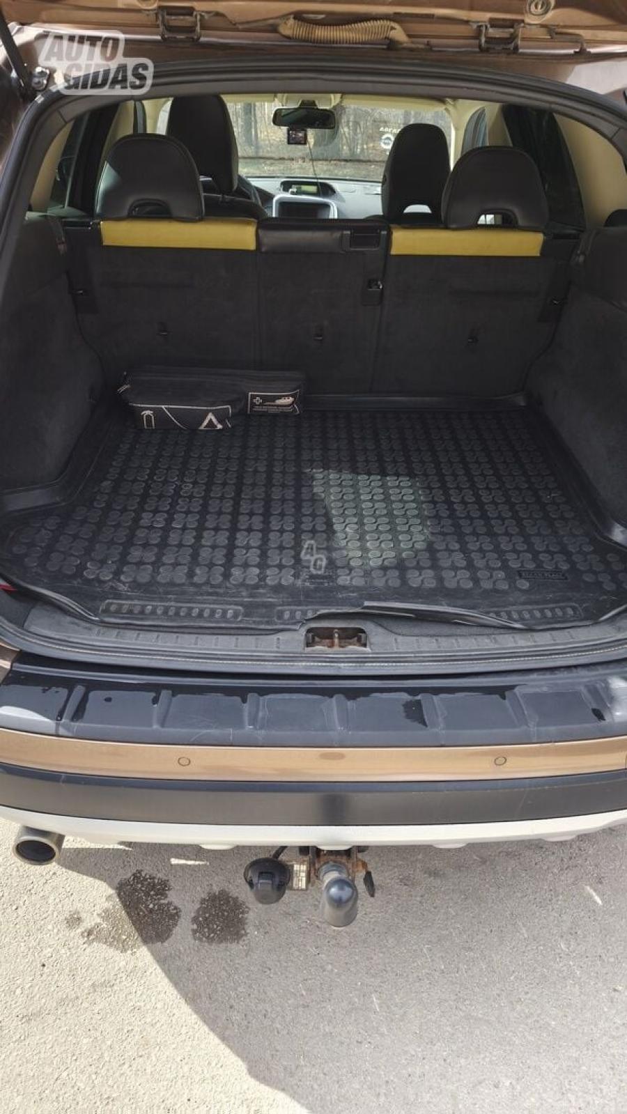 Brūns Volvo XC60 2009 Mažeikiai, ar dzinēja tilpumu 2.40 L un nobraukumu 323 tūkst. km par 6900 €, foto 15 vietnē AUTOMOTO.COM.LV