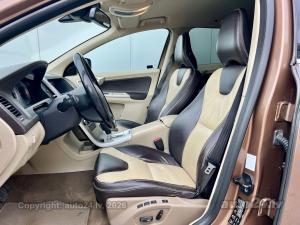 Brūns Volvo XC60 2009 Tallina, ar dzinēja tilpumu 2.40 L un nobraukumu 251 tūkst. km par 6999 €, foto 10 vietnē AUTOMOTO.COM.LV