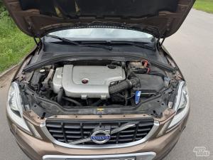 Brown Volvo XC60 2009 in Vilnius, with an engine capacity of 2.40 L and mileage of 390 thousand km for 5990 €, photo 7 on AUTOMOTO.COM.LV