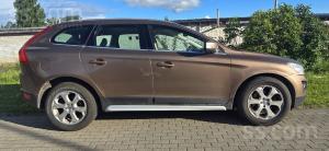 Brūns Volvo XC60 2009 Valmiera, ar dzinēja tilpumu 2.40 L un nobraukumu 339 tūkst. km par 5200 €, foto 3 vietnē AUTOMOTO.COM.LV