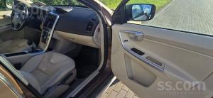Brūns Volvo XC60 2009 Valmiera, ar dzinēja tilpumu 2.40 L un nobraukumu 339 tūkst. km par 5200 €, foto 14 vietnē AUTOMOTO.COM.LV