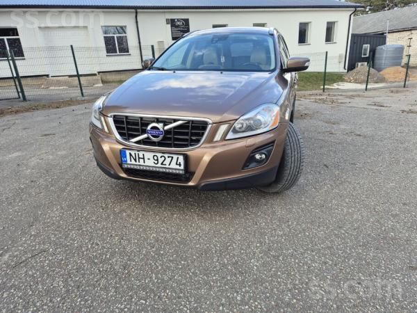 Brūns Volvo XC60 2009 Kuldīga, ar dzinēja tilpumu 2.40 L un nobraukumu 325 tūkst. km par 6800 €, foto 2 vietnē AUTOMOTO.COM.LV