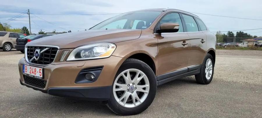 Brūns Volvo XC60 2009 Rīga, ar dzinēja tilpumu 2.40 L un nobraukumu 265 tūkst. km par 9990 €, foto 3 vietnē AUTOMOTO.COM.LV