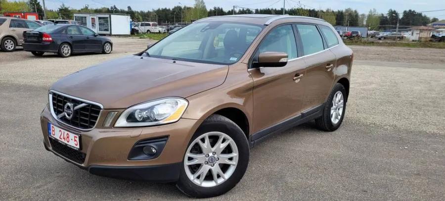 Brūns Volvo XC60 2009 Rīga, ar dzinēja tilpumu 2.40 L un nobraukumu 265 tūkst. km par 9990 €, foto 4 vietnē AUTOMOTO.COM.LV