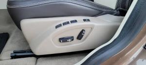 Brūns Volvo XC60 2009 Rīga, ar dzinēja tilpumu 2.40 L un nobraukumu 265 tūkst. km par 9990 €, foto 16 vietnē AUTOMOTO.COM.LV