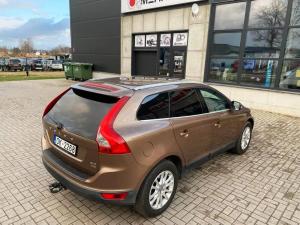 Brūns Volvo XC60 2009 Cēsis, ar dzinēja tilpumu 2.40 L un nobraukumu 319 tūkst. km par 7899 €, foto 8 vietnē AUTOMOTO.COM.LV