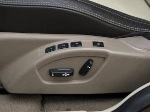 Brūns Volvo XC60 2009 Rīga, ar dzinēja tilpumu 2.40 L un nobraukumu 303 tūkst. km par 8295 €, foto 15 vietnē AUTOMOTO.COM.LV