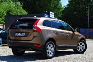 Brūns Volvo XC60 2009 Tukums, ar dzinēja tilpumu 2.40 L un nobraukumu 254 tūkst. km par 7900 €, foto 3 vietnē AUTOMOTO.COM.LV