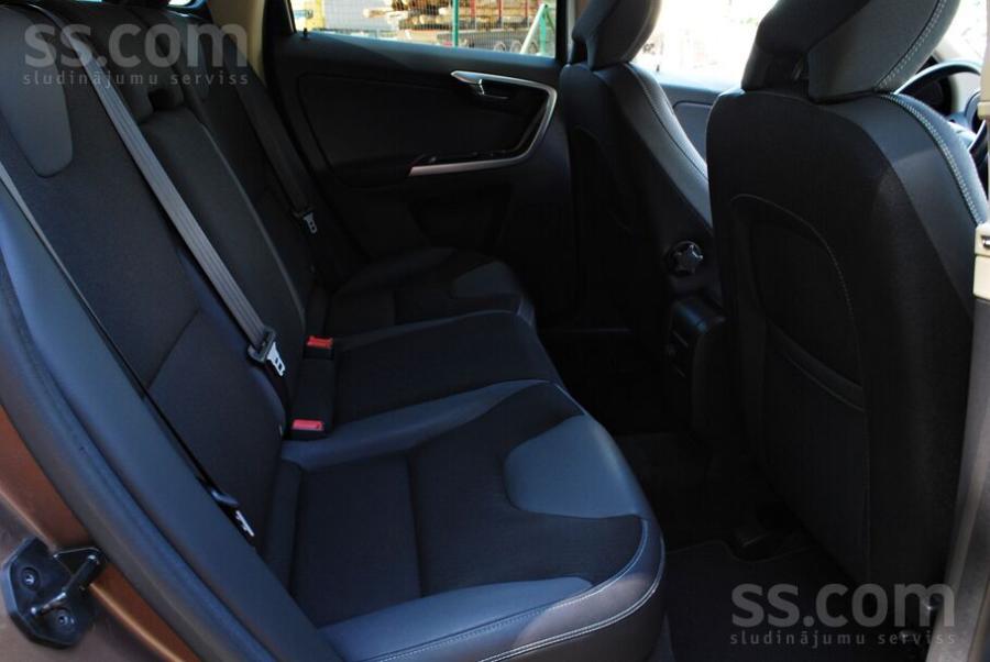 Brūns Volvo XC60 2009 Tukums, ar dzinēja tilpumu 2.40 L un nobraukumu 254 tūkst. km par 7900 €, foto 7 vietnē AUTOMOTO.COM.LV