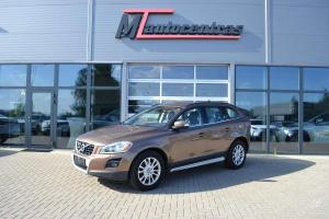 Brown Volvo XC60 2009 in Vilnius, with an engine capacity of 2.40 L and mileage of 396 thousand km for 6500 €, photo  on AUTOMOTO.COM.LV