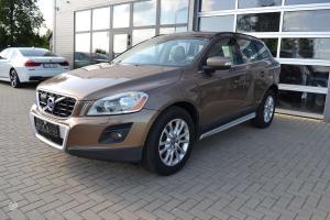 Brown Volvo XC60 2009 in Vilnius, with an engine capacity of 2.40 L and mileage of 396 thousand km for 6500 €, photo 3 on AUTOMOTO.COM.LV