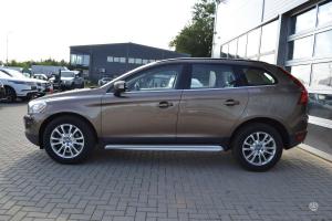 Brown Volvo XC60 2009 in Vilnius, with an engine capacity of 2.40 L and mileage of 396 thousand km for 6500 €, photo 7 on AUTOMOTO.COM.LV