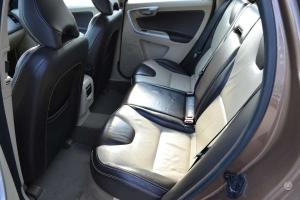 Brown Volvo XC60 2009 in Vilnius, with an engine capacity of 2.40 L and mileage of 396 thousand km for 6500 €, photo 21 on AUTOMOTO.COM.LV