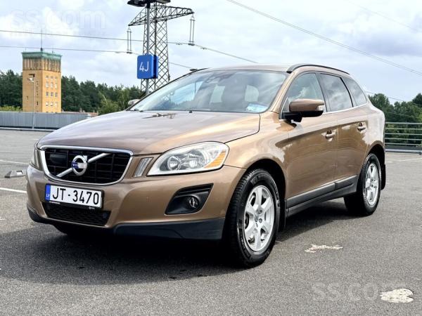 Brūns Volvo XC60 2009 Rīga, ar dzinēja tilpumu 2.40 L un nobraukumu 360 tūkst. km par 6690 €, foto 1 vietnē AUTOMOTO.COM.LV
