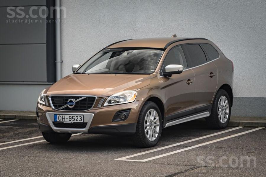 Brūns Volvo XC60 2009 Rīga, ar dzinēja tilpumu 2.40 L un nobraukumu 288 tūkst. km par 5500 €, foto 1 vietnē AUTOMOTO.COM.LV