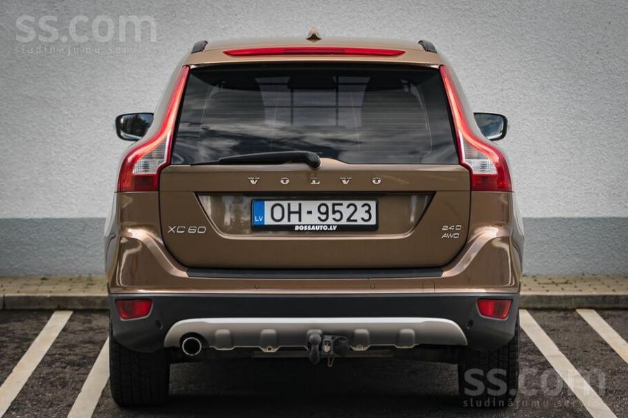 Brūns Volvo XC60 2009 Rīga, ar dzinēja tilpumu 2.40 L un nobraukumu 288 tūkst. km par 5500 €, foto 6 vietnē AUTOMOTO.COM.LV