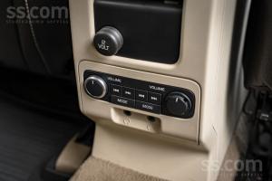 Brūns Volvo XC60 2009 Rīga, ar dzinēja tilpumu 2.40 L un nobraukumu 288 tūkst. km par 5500 €, foto 16 vietnē AUTOMOTO.COM.LV
