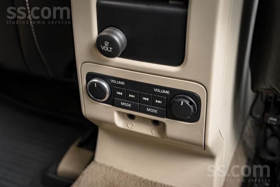 Brūns Volvo XC60 2009 Rīga, ar dzinēja tilpumu 2.40 L un nobraukumu 288 tūkst. km par 5500 €, foto 16 vietnē AUTOMOTO.COM.LV