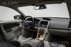 Brūns Volvo XC60 2009 Rīga, ar dzinēja tilpumu 2.40 L un nobraukumu 288 tūkst. km par 5500 €, foto 17 vietnē AUTOMOTO.COM.LV