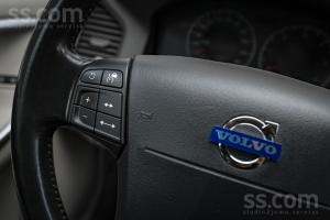 Brūns Volvo XC60 2009 Rīga, ar dzinēja tilpumu 2.40 L un nobraukumu 288 tūkst. km par 5500 €, foto 19 vietnē AUTOMOTO.COM.LV