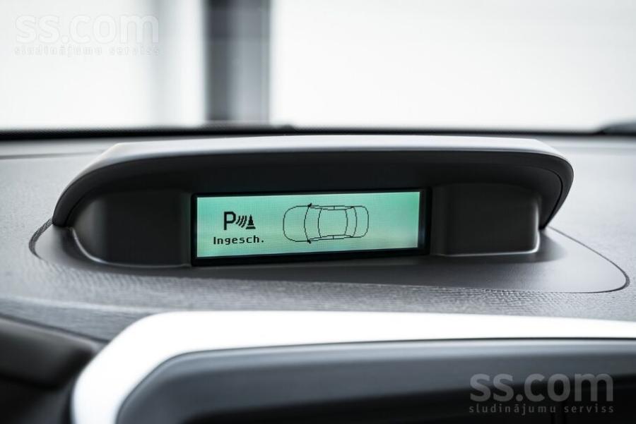 Brūns Volvo XC60 2009 Rīga, ar dzinēja tilpumu 2.40 L un nobraukumu 288 tūkst. km par 5500 €, foto 27 vietnē AUTOMOTO.COM.LV