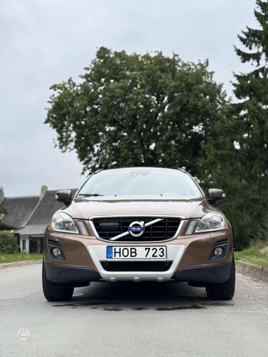 Brūns Volvo XC60 2009 Klaipėda, ar dzinēja tilpumu 2.95 L un nobraukumu 207 tūkst. km par 8100 €, foto 4 vietnē AUTOMOTO.COM.LV