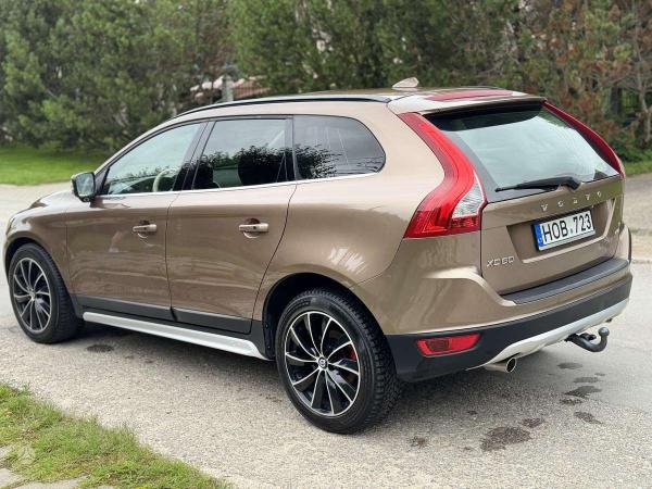Brūns Volvo XC60 2009 Klaipėda, ar dzinēja tilpumu 2.95 L un nobraukumu 207 tūkst. km par 8100 €, foto 6 vietnē AUTOMOTO.COM.LV