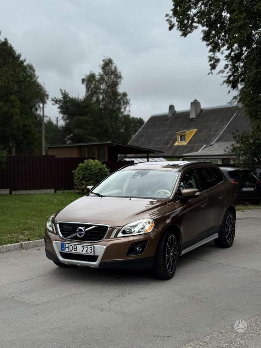 Brūns Volvo XC60 2009 Klaipėda, ar dzinēja tilpumu 2.95 L un nobraukumu 207 tūkst. km par 8100 €, foto 8 vietnē AUTOMOTO.COM.LV