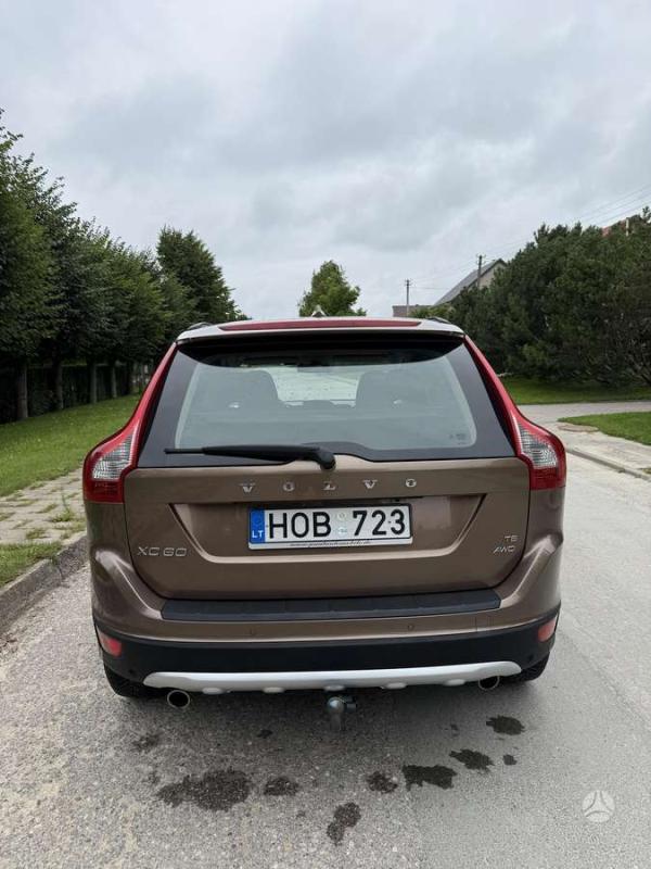 Brūns Volvo XC60 2009 Klaipėda, ar dzinēja tilpumu 2.95 L un nobraukumu 207 tūkst. km par 8100 €, foto 9 vietnē AUTOMOTO.COM.LV