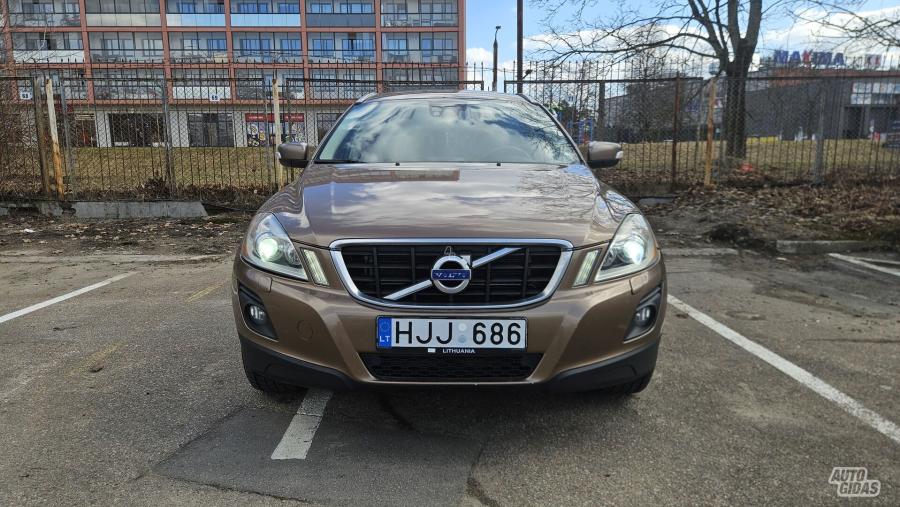 Brūns Volvo XC60 2009 Trakai, ar dzinēja tilpumu 2.40 L un nobraukumu 340 tūkst. km par 3700 €, foto 6 vietnē AUTOMOTO.COM.LV