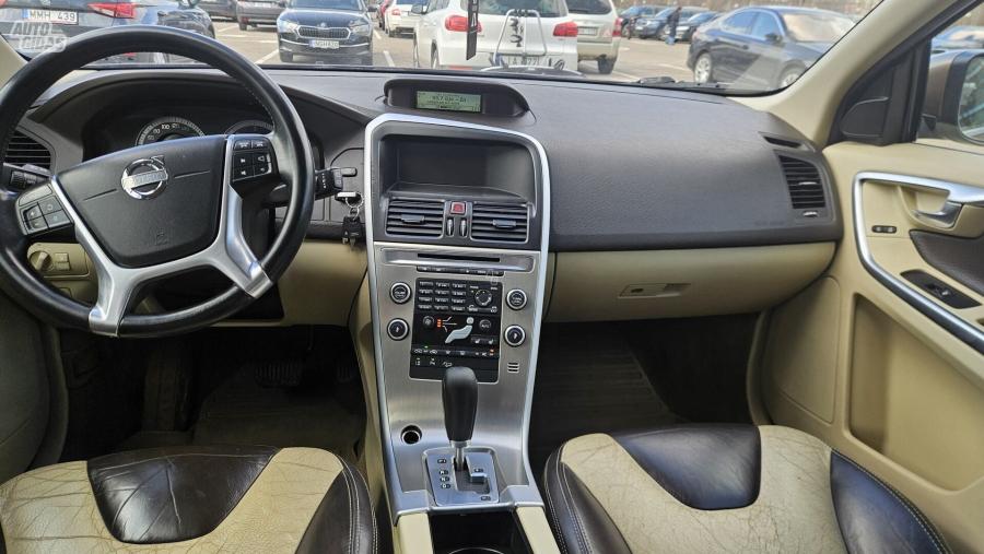 Brūns Volvo XC60 2009 Trakai, ar dzinēja tilpumu 2.40 L un nobraukumu 340 tūkst. km par 3700 €, foto 9 vietnē AUTOMOTO.COM.LV