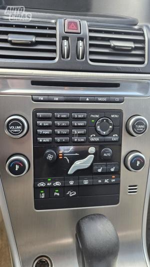 Brūns Volvo XC60 2009 Trakai, ar dzinēja tilpumu 2.40 L un nobraukumu 340 tūkst. km par 3700 €, foto 11 vietnē AUTOMOTO.COM.LV