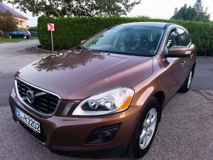 Brown Volvo XC60 2009 in Mazeikiai, with an engine capacity of 2.40 L and mileage of 264 thousand km for 6900 €, photo  on AUTOMOTO.COM.LV