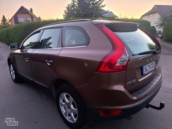 Brown Volvo XC60 2009 in Mazeikiai, with an engine capacity of 2.40 L and mileage of 264 thousand km for 6900 €, photo 5 on AUTOMOTO.COM.LV