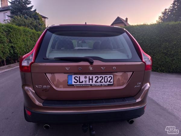 Brown Volvo XC60 2009 in Mazeikiai, with an engine capacity of 2.40 L and mileage of 264 thousand km for 6900 €, photo 6 on AUTOMOTO.COM.LV